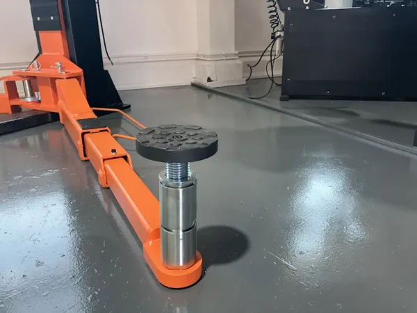 2 Post Lift 5T C52E with Automatic Release. 1 or 3 Phase